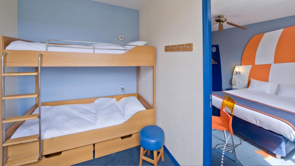 Explorers Fabulous Hotels Group | Disneyland Paris