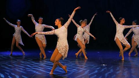 Disney Performing Arts OnStage | Disneyland Paris