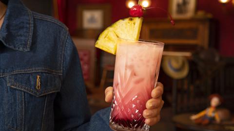 Red Garter Saloon - Disney Hotel Cheyenne | Disneyland Paris