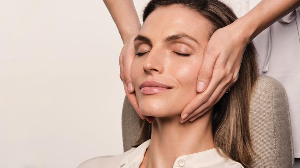 Disneyland Hotel Spa by Clarins | Disneyland Paris