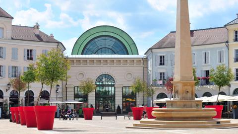 Disney Val d'Europe shopping centre | Disneyland Paris