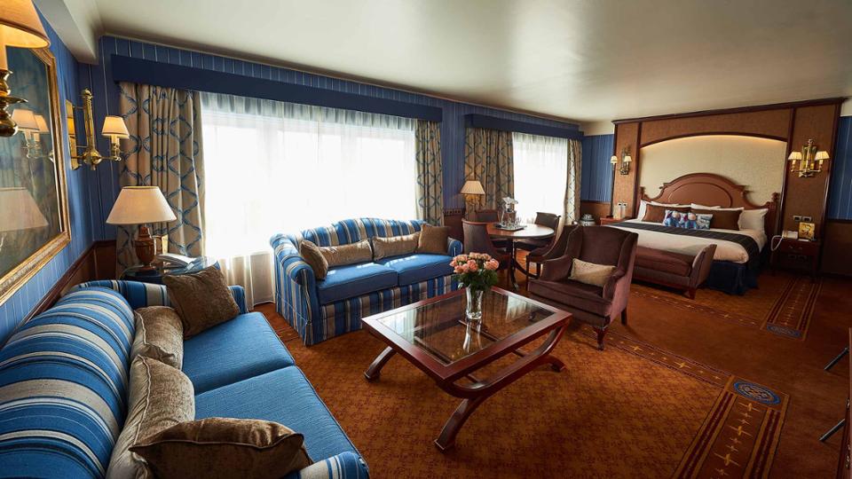 Disney Hotels: Club Rooms and Suites | Disneyland Paris