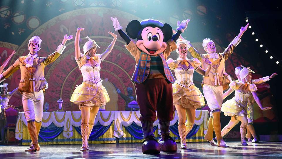 Mickey and the Magician - Spellbinding musical show | Disneyland Paris