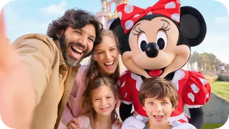 Disney PhotoPass™ and Disney PhotoPass™+ service | Disneyland Paris