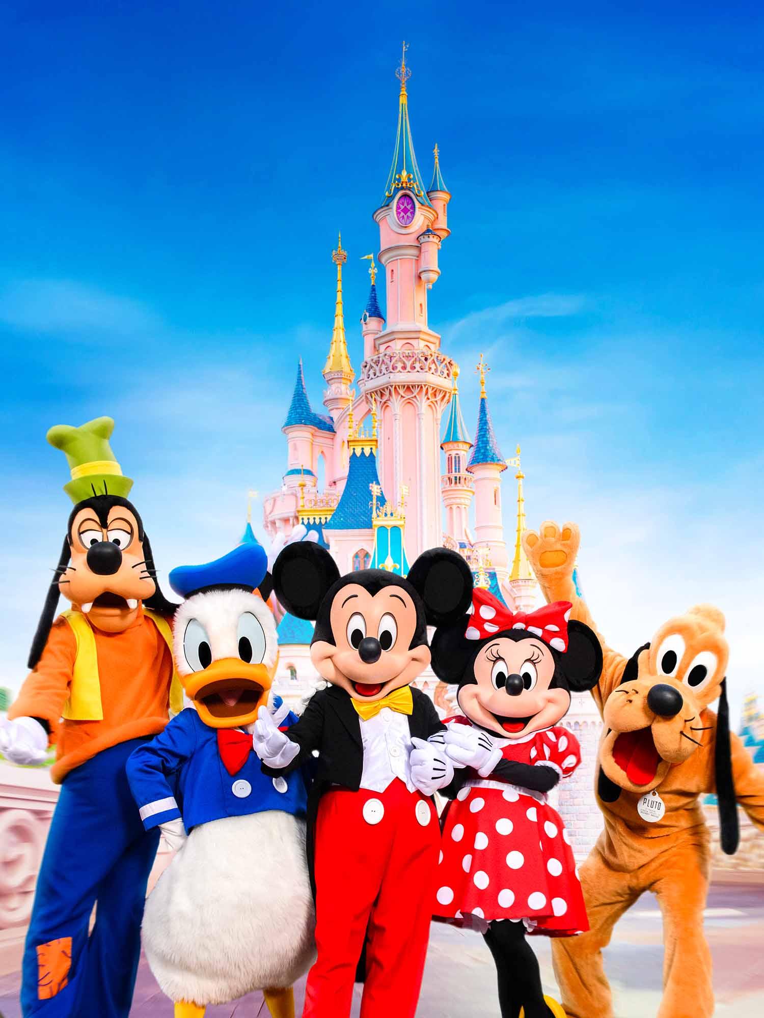 Mickey And Minnie Disneyland